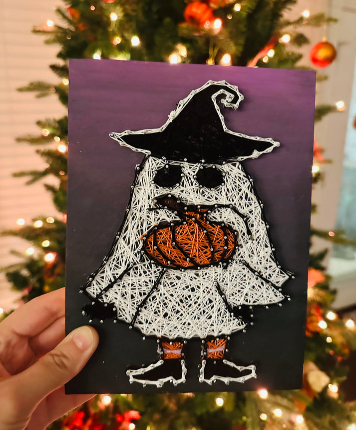 Cheeky ghost string art – All Around Charm